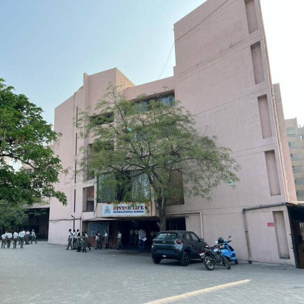 Divine Life International School Naroda